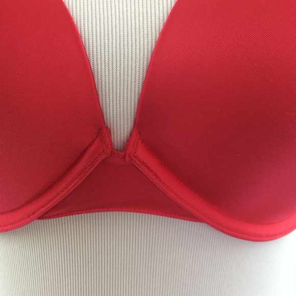 Le Mystere | Intimates & Sleepwear | Le Mystere Red Infinite Tshirt Bra ...